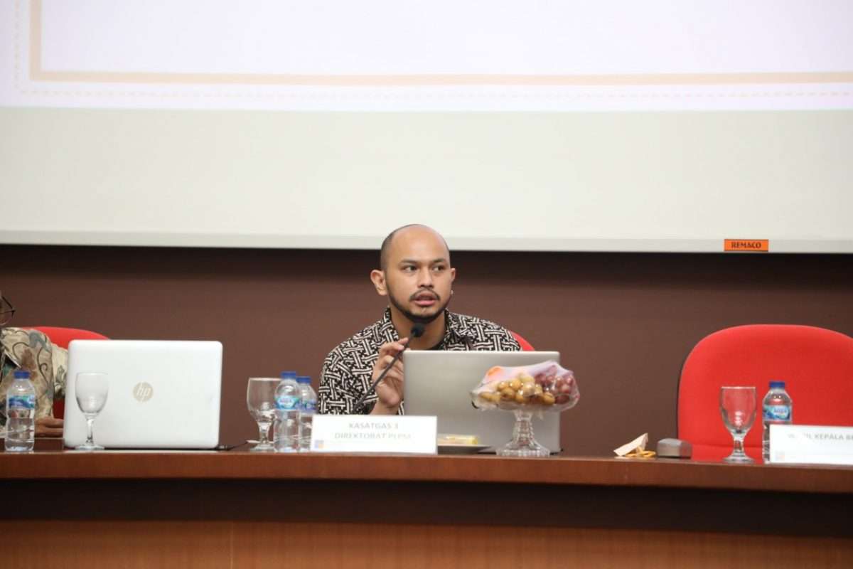 Sosialisasi Whistleblowing System dan Pemahaman Gratifikasi pada BP ... Sosialisasi Whistleblowing System dan Pemahaman Gratifikasi pada BP ...