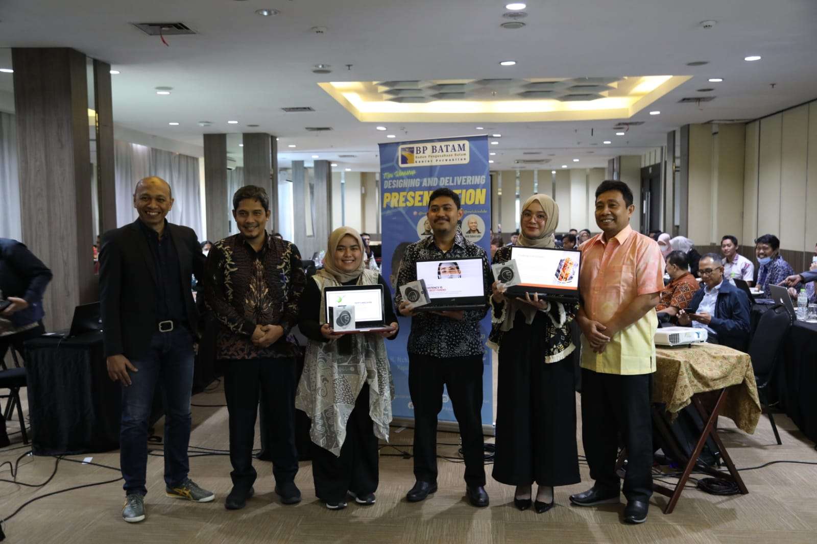 Tingkatkan Kemampuan Presentasi Pegawai, BP Batam Gelar Mini Workshop - BP Batam